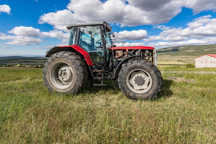 Conoce las principales partes del tractor | Revei 2000